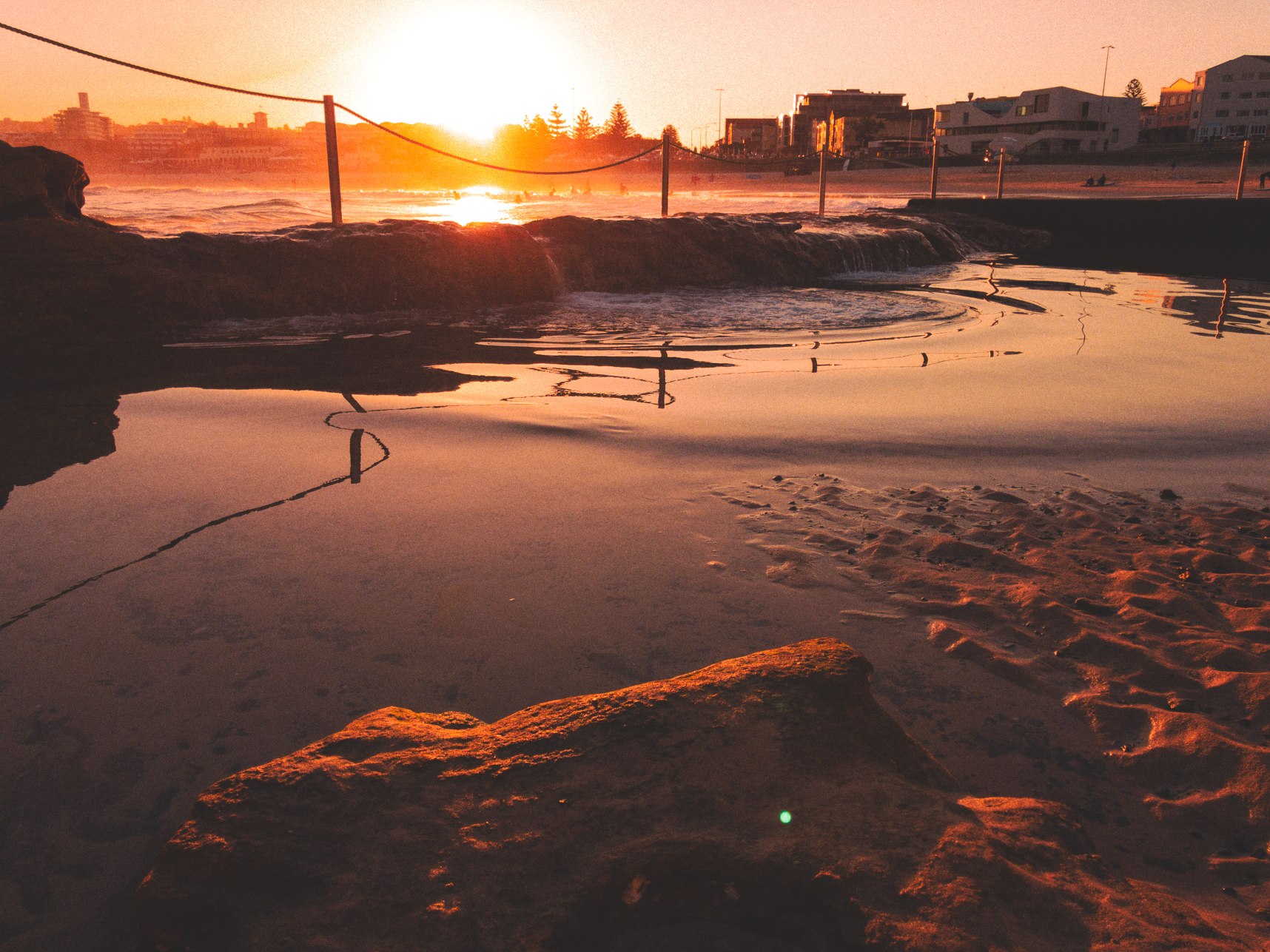 Orange hour | LilO Moino